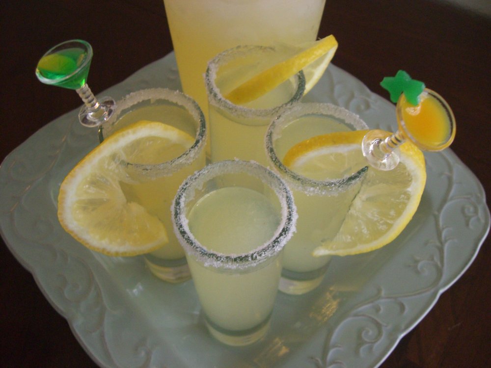 Lemon Drop Shots | Inside NanaBread's Head