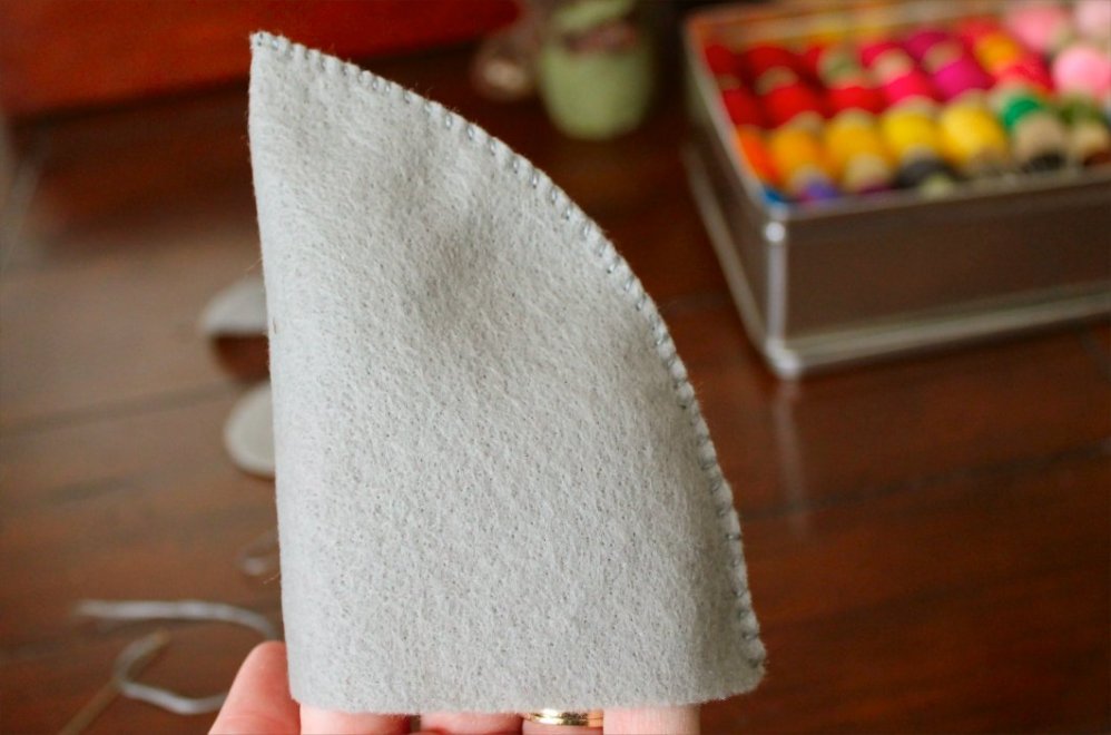 Photo Tutorial: How to Make Felt Mice and The One That Got Away ...