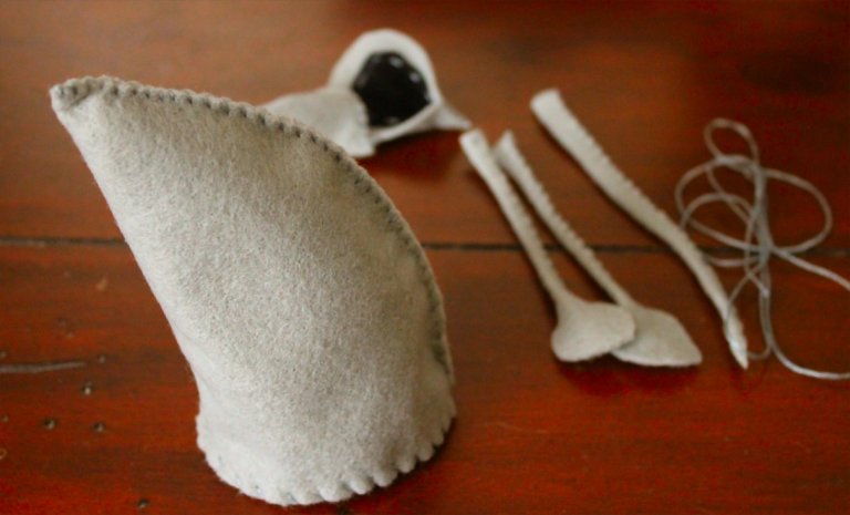 Photo Tutorial: How to Make Felt Mice and The One That Got Away ...